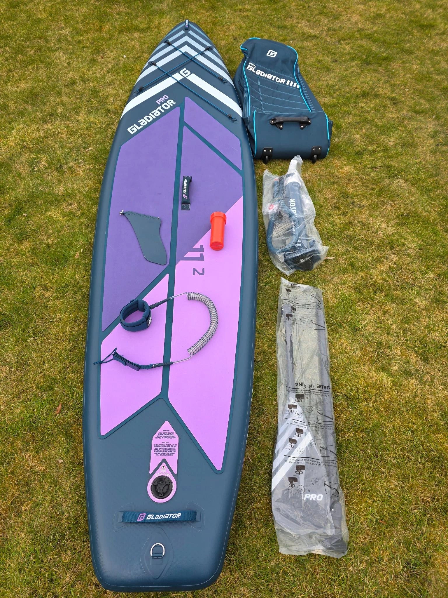 Gladiator Pro 11'2 x 30" x 4.7" iSUP - Ex Demo – Drift Boardsports